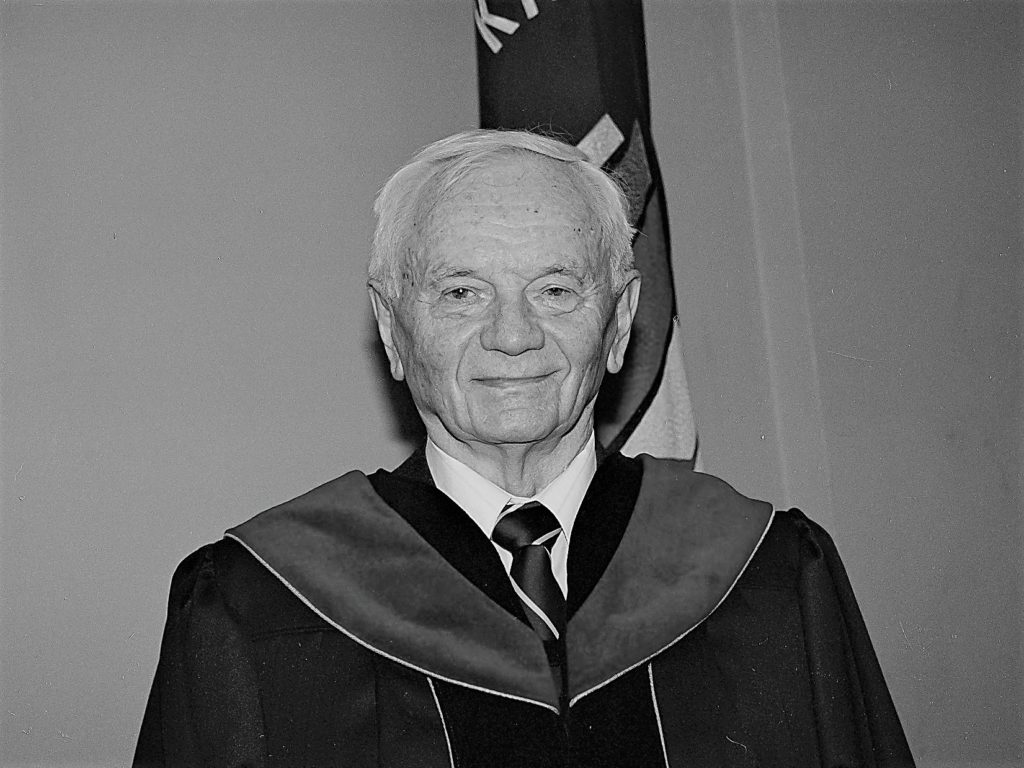 Prof. Algirdui Matukoniui – 100 - Muziejus | KTU